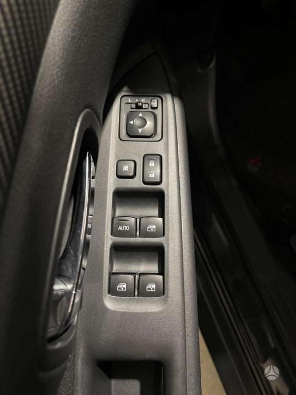 Melns Mitsubishi Outlander 2017 Klaipėda, ar dzinēja tilpumu 2.00 L un nobraukumu 170 tūkst. km par 13900 €, foto 8 vietnē AUTOMOTO.COM.LV