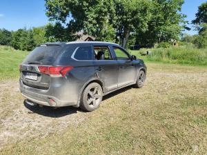 Melns Mitsubishi Outlander 2018 Molėtai, ar dzinēja tilpumu 0.00 L un nobraukumu 279 tūkst. km par 7000 €, foto 4 vietnē AUTOMOTO.COM.LV