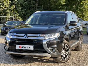 Black Mitsubishi Outlander 2018 in Utena, with an engine capacity of 2.20 L and mileage of 266 thousand km for 10599 €, photo 11 on AUTOMOTO.COM.LV