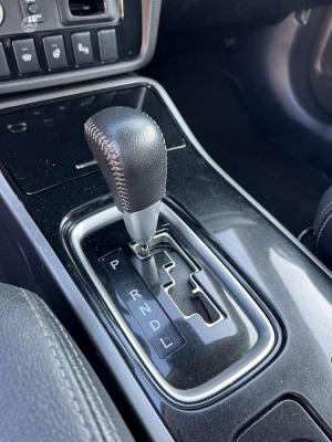 Black Mitsubishi Outlander 2018 in Utena, with an engine capacity of 2.20 L and mileage of 266 thousand km for 10599 €, photo 51 on AUTOMOTO.COM.LV