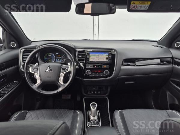 Melns Mitsubishi Outlander 2018 Rīga, ar dzinēja tilpumu 2.40 L un nobraukumu 237 tūkst. km par 15950 €, foto 7 vietnē AUTOMOTO.COM.LV