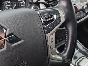 Melns Mitsubishi Outlander 2018 Rīga, ar dzinēja tilpumu 2.40 L un nobraukumu 237 tūkst. km par 15950 €, foto 17 vietnē AUTOMOTO.COM.LV