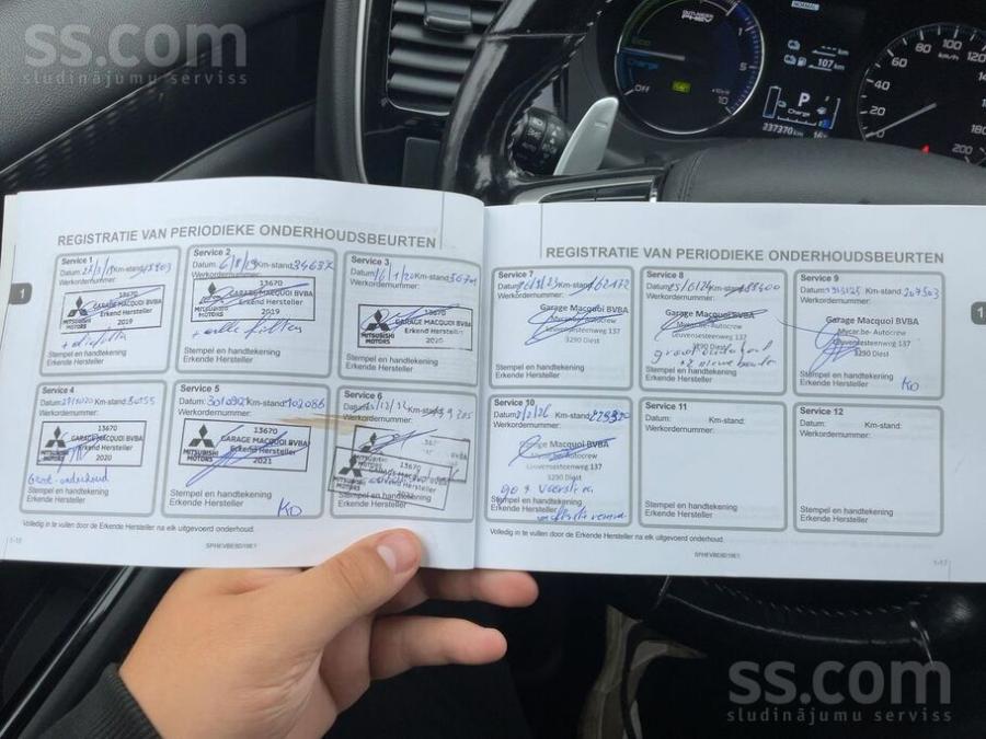 Melns Mitsubishi Outlander 2018 Rīga, ar dzinēja tilpumu 2.40 L un nobraukumu 237 tūkst. km par 15950 €, foto 23 vietnē AUTOMOTO.COM.LV
