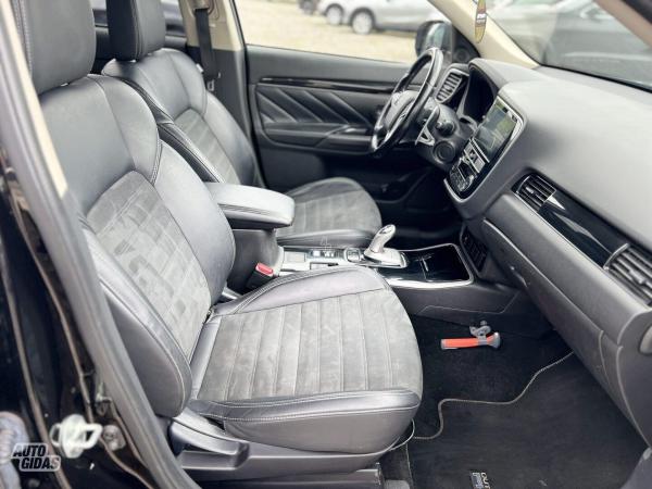Melns Mitsubishi Outlander 2019 Kauņa, ar dzinēja tilpumu 2.40 L un nobraukumu 224 tūkst. km par 14999 €, foto 9 vietnē AUTOMOTO.COM.LV