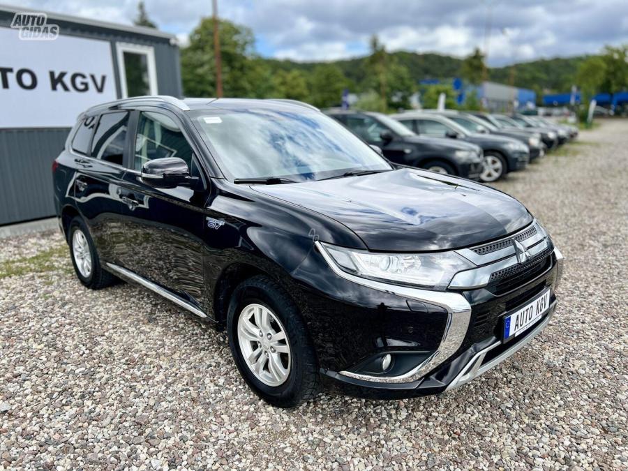 Melns Mitsubishi Outlander 2019 Kauņa, ar dzinēja tilpumu 2.40 L un nobraukumu 224 tūkst. km par 14999 €, foto 6 vietnē AUTOMOTO.COM.LV