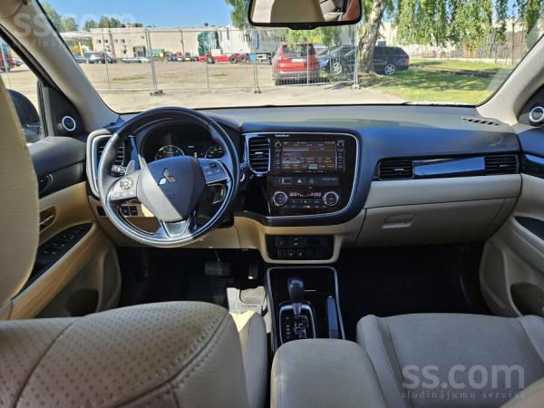 Melns Mitsubishi Outlander 2019 Rīga, ar dzinēja tilpumu 2.00 L un nobraukumu 78 tūkst. km par 22400 €, foto 8 vietnē AUTOMOTO.COM.LV