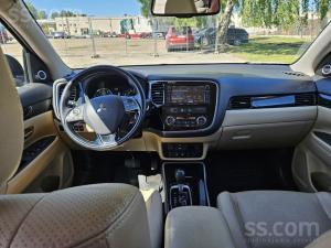Melns Mitsubishi Outlander 2019 Rīga, ar dzinēja tilpumu 2.00 L un nobraukumu 78 tūkst. km par 22400 €, foto 9 vietnē AUTOMOTO.COM.LV
