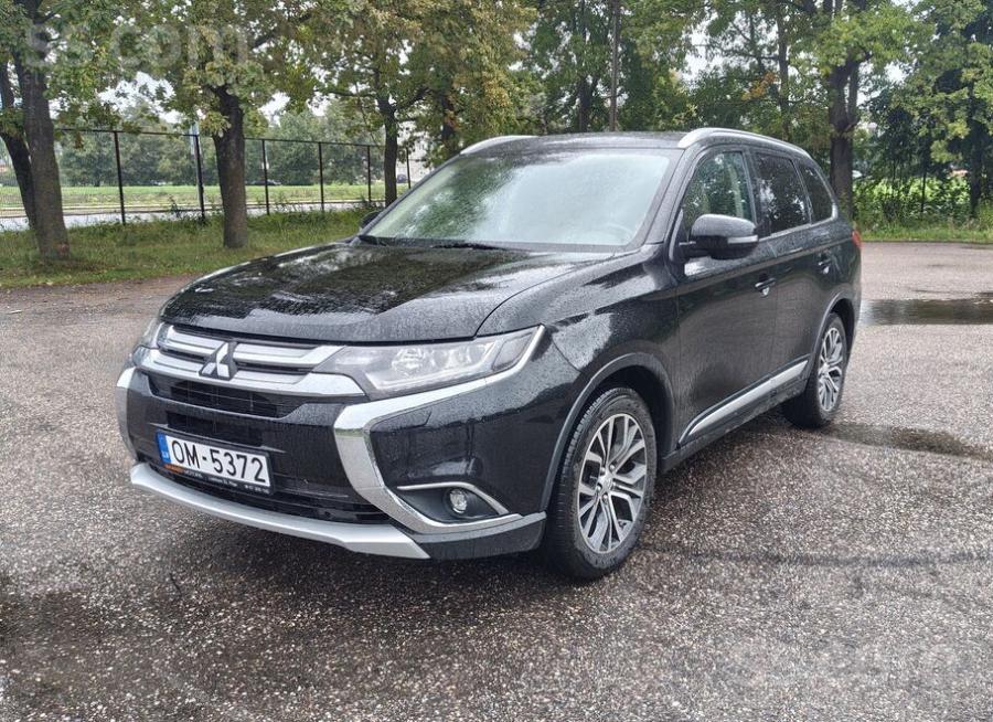Melns Mitsubishi Outlander 2019 Rīga, ar dzinēja tilpumu 2.00 L un nobraukumu 79 tūkst. km par 19700 €, foto 1 vietnē AUTOMOTO.COM.LV