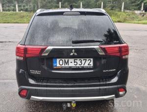 Melns Mitsubishi Outlander 2019 Rīga, ar dzinēja tilpumu 2.00 L un nobraukumu 79 tūkst. km par 19700 €, foto 5 vietnē AUTOMOTO.COM.LV