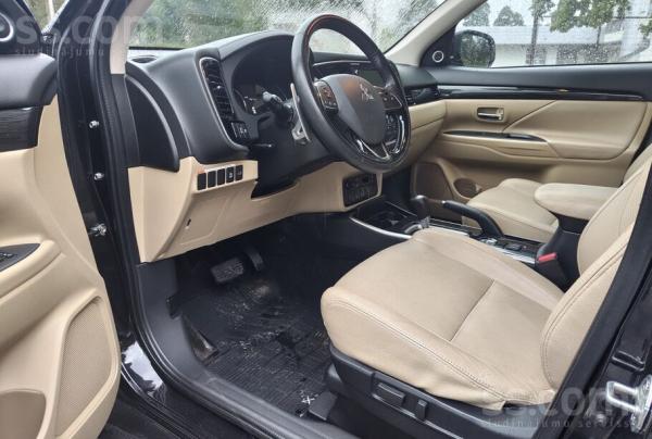 Melns Mitsubishi Outlander 2019 Rīga, ar dzinēja tilpumu 2.00 L un nobraukumu 79 tūkst. km par 19700 €, foto 10 vietnē AUTOMOTO.COM.LV