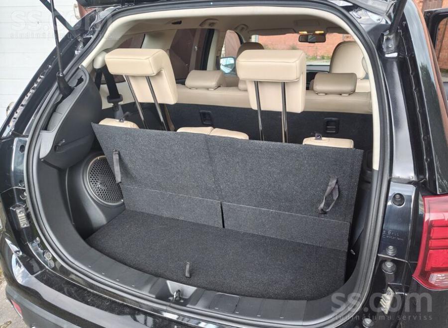 Melns Mitsubishi Outlander 2019 Rīga, ar dzinēja tilpumu 2.00 L un nobraukumu 79 tūkst. km par 19700 €, foto 17 vietnē AUTOMOTO.COM.LV