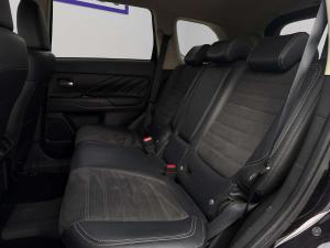 Melns Mitsubishi Outlander 2019 Kauņa, ar dzinēja tilpumu 2.40 L un nobraukumu 224 tūkst. km par 14999 €, foto 12 vietnē AUTOMOTO.COM.LV