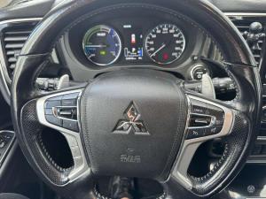 Melns Mitsubishi Outlander 2019 Viļņa, ar dzinēja tilpumu 2.36 L un nobraukumu 225 tūkst. km par 14999 €, foto 22 vietnē AUTOMOTO.COM.LV