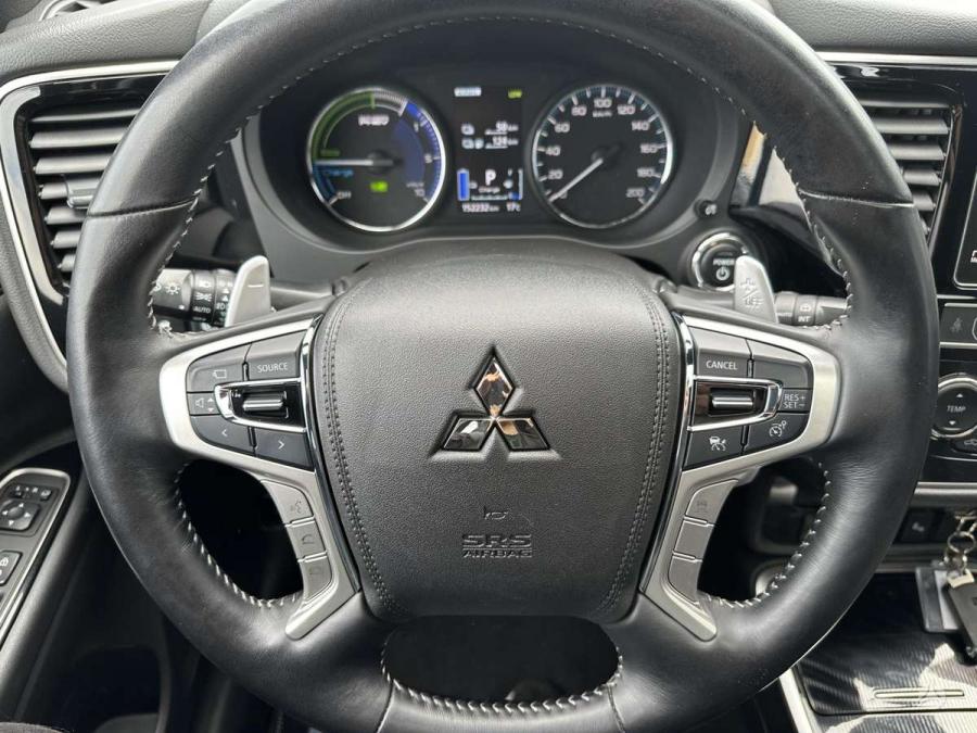 Melns Mitsubishi Outlander 2019 Viļņa, ar dzinēja tilpumu 2.40 L un nobraukumu 152 tūkst. km par 17250 €, foto 13 vietnē AUTOMOTO.COM.LV