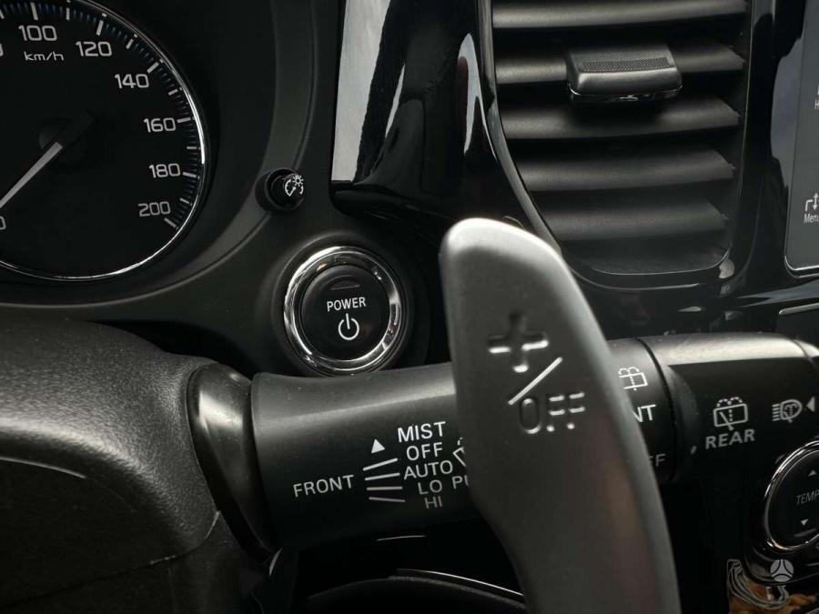 Melns Mitsubishi Outlander 2019 Viļņa, ar dzinēja tilpumu 2.40 L un nobraukumu 152 tūkst. km par 17250 €, foto 19 vietnē AUTOMOTO.COM.LV
