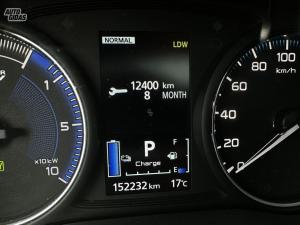 Black Mitsubishi Outlander 2019 in Avizieniai, with an engine capacity of 2.40 L and mileage of 152 thousand km for 17250 €, photo 15 on AUTOMOTO.COM.LV
