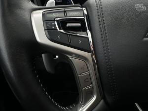 Black Mitsubishi Outlander 2019 in Avizieniai, with an engine capacity of 2.40 L and mileage of 152 thousand km for 17250 €, photo 16 on AUTOMOTO.COM.LV