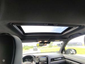 Black Mitsubishi Outlander 2019 in Vilnius, with an engine capacity of 2.36 L and mileage of 111 thousand km for 16750 €, photo 16 on AUTOMOTO.COM.LV