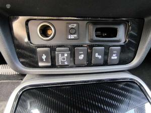 Black Mitsubishi Outlander 2019 in Vilnius, with an engine capacity of 2.36 L and mileage of 111 thousand km for 16750 €, photo 21 on AUTOMOTO.COM.LV