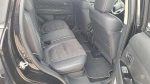 Black Mitsubishi Outlander 2019 in Siauliai, with an engine capacity of 2.00 L and mileage of 134 thousand km for 15200 €, photo 14 on AUTOMOTO.COM.LV