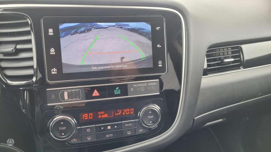 Black Mitsubishi Outlander 2019 in Siauliai, with an engine capacity of 2.00 L and mileage of 134 thousand km for 15200 €, photo 16 on AUTOMOTO.COM.LV