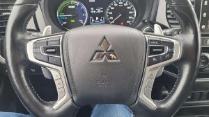 Black Mitsubishi Outlander 2019 in Siauliai, with an engine capacity of 2.00 L and mileage of 134 thousand km for 15200 €, photo 17 on AUTOMOTO.COM.LV