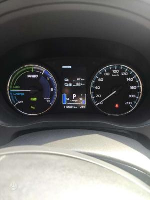 Black Mitsubishi Outlander 2019 in Vilnius, with an engine capacity of 2.36 L and mileage of 111 thousand km for 15950 €, photo 23 on AUTOMOTO.COM.LV