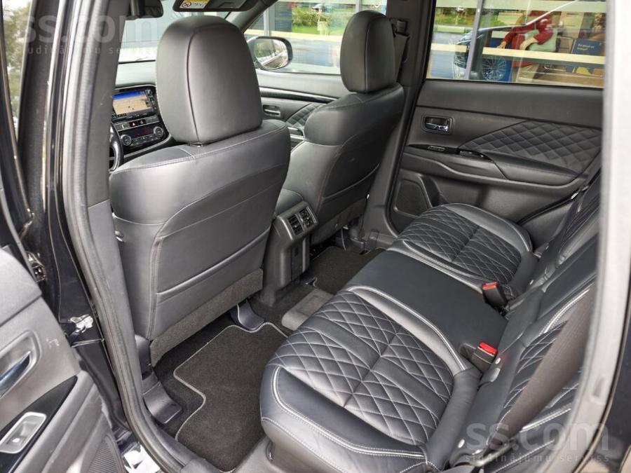 Melns Mitsubishi Outlander 2019 Rīga, ar dzinēja tilpumu 2.40 L un nobraukumu 237 tūkst. km par 15600 €, foto 11 vietnē AUTOMOTO.COM.LV