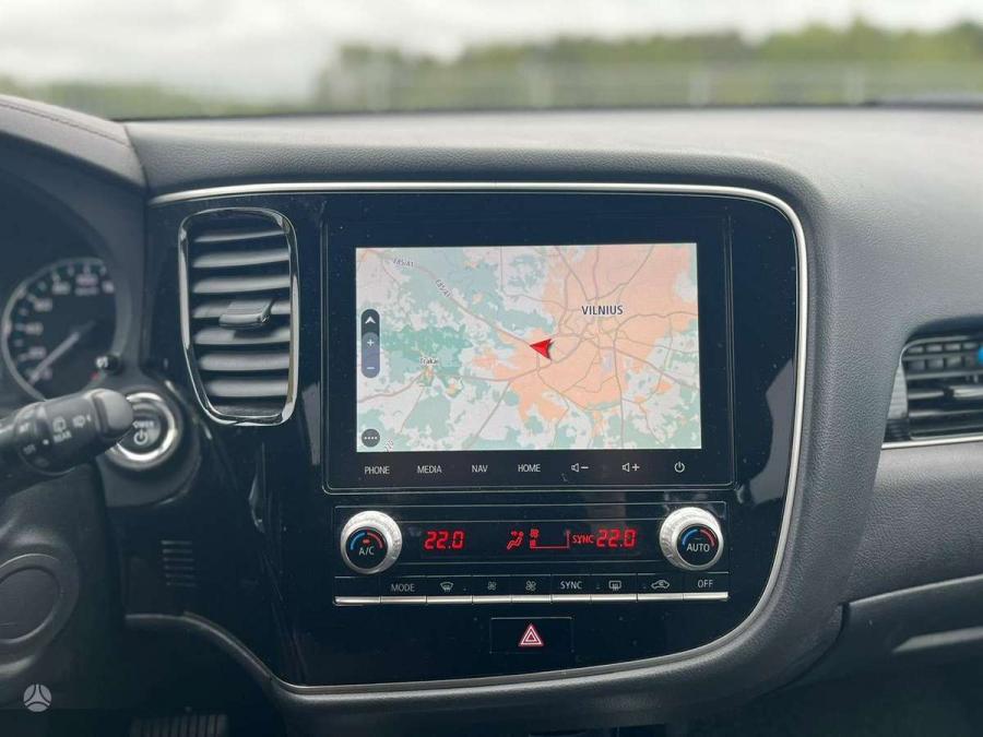 Черный Мицубиси Аутлендер 2019 в Вильнюс, объемом двигателя 2.40 л и пробегом 167 тыс. км за 15999 €, фото 21 на AUTOMOTO.COM.LV