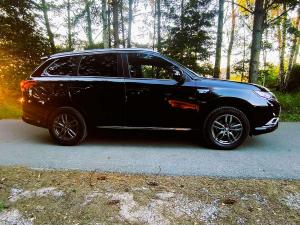Melns Mitsubishi Outlander 2020 Viļņa, ar dzinēja tilpumu 2.36 L un nobraukumu 105 tūkst. km par 16999 €, foto 5 vietnē AUTOMOTO.COM.LV