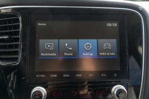 Melns Mitsubishi Outlander 2020 Viļņa, ar dzinēja tilpumu 2.00 L un nobraukumu 106 tūkst. km par 17500 €, foto 22 vietnē AUTOMOTO.COM.LV
