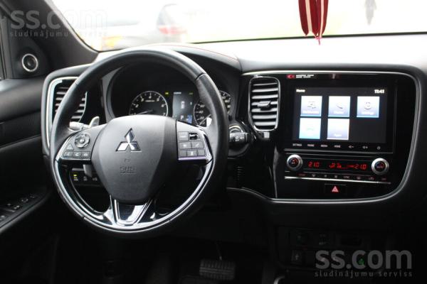 Melns Mitsubishi Outlander 2021 Rīga, ar dzinēja tilpumu 2.00 L un nobraukumu 62 tūkst. km par 19990 €, foto 9 vietnē AUTOMOTO.COM.LV