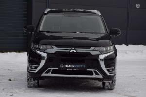 Melns Mitsubishi Outlander 2021 Viļņa, ar dzinēja tilpumu 2.36 L un nobraukumu 215 tūkst. km par 17500 €, foto 2 vietnē AUTOMOTO.COM.LV