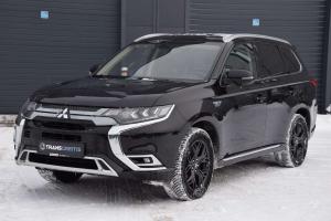 Melns Mitsubishi Outlander 2021 Viļņa, ar dzinēja tilpumu 2.36 L un nobraukumu 215 tūkst. km par 17500 €, foto 4 vietnē AUTOMOTO.COM.LV