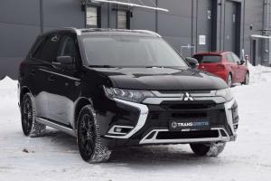 Melns Mitsubishi Outlander 2021 Viļņa, ar dzinēja tilpumu 2.36 L un nobraukumu 215 tūkst. km par 17500 €, foto 5 vietnē AUTOMOTO.COM.LV