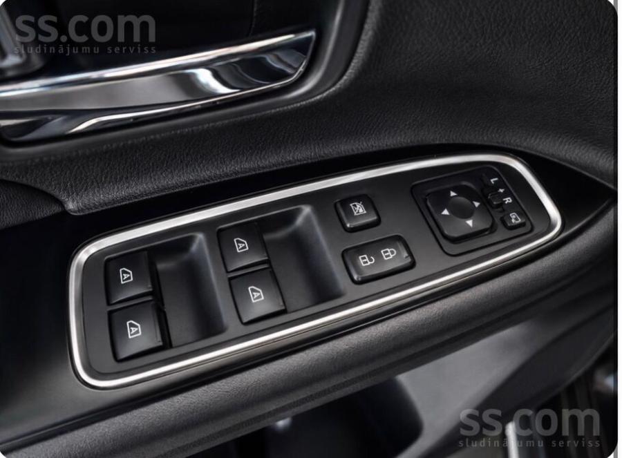 Black Mitsubishi Outlander 2021 in Ventspils, with an engine capacity of 2.40 L and mileage of 83 thousand km for 22650 €, photo 9 on AUTOMOTO.COM.LV