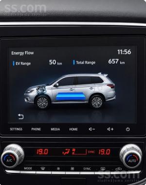 Black Mitsubishi Outlander 2021 in Ventspils, with an engine capacity of 2.40 L and mileage of 83 thousand km for 22650 €, photo 13 on AUTOMOTO.COM.LV