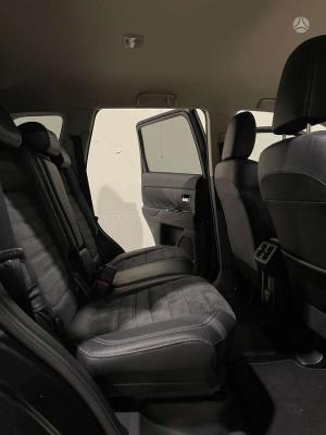 Melns Mitsubishi Outlander 2021 Klaipėda, ar dzinēja tilpumu 2.36 L un nobraukumu 54 tūkst. km par 21500 €, foto 7 vietnē AUTOMOTO.COM.LV