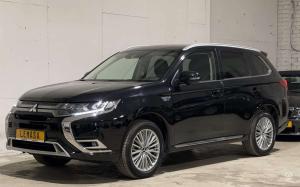 Melns Mitsubishi Outlander 2021 Klaipėda, ar dzinēja tilpumu 2.36 L un nobraukumu 54 tūkst. km par 21500 €, foto 10 vietnē AUTOMOTO.COM.LV