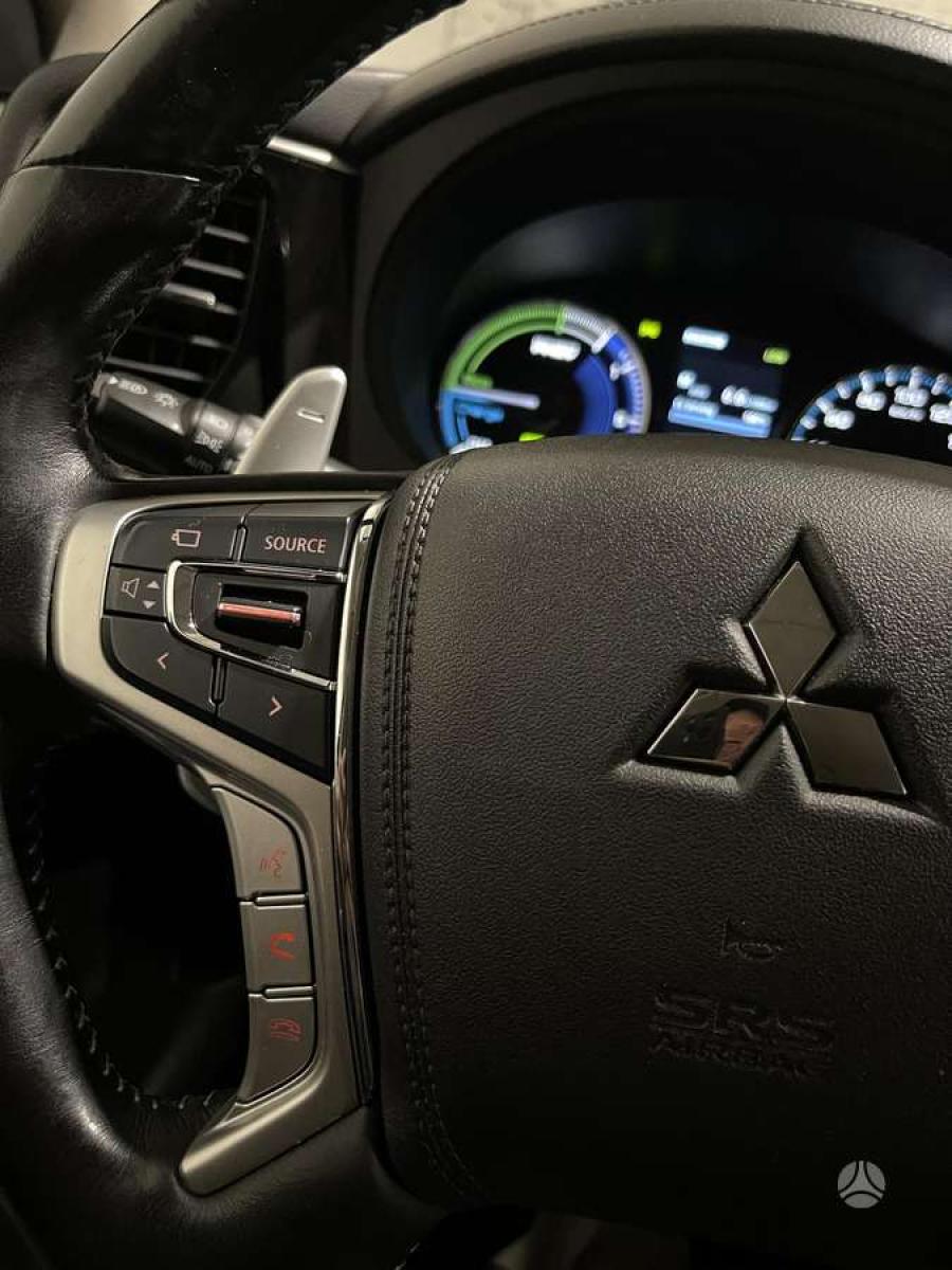 Melns Mitsubishi Outlander 2021 Klaipėda, ar dzinēja tilpumu 2.36 L un nobraukumu 54 tūkst. km par 21500 €, foto 18 vietnē AUTOMOTO.COM.LV