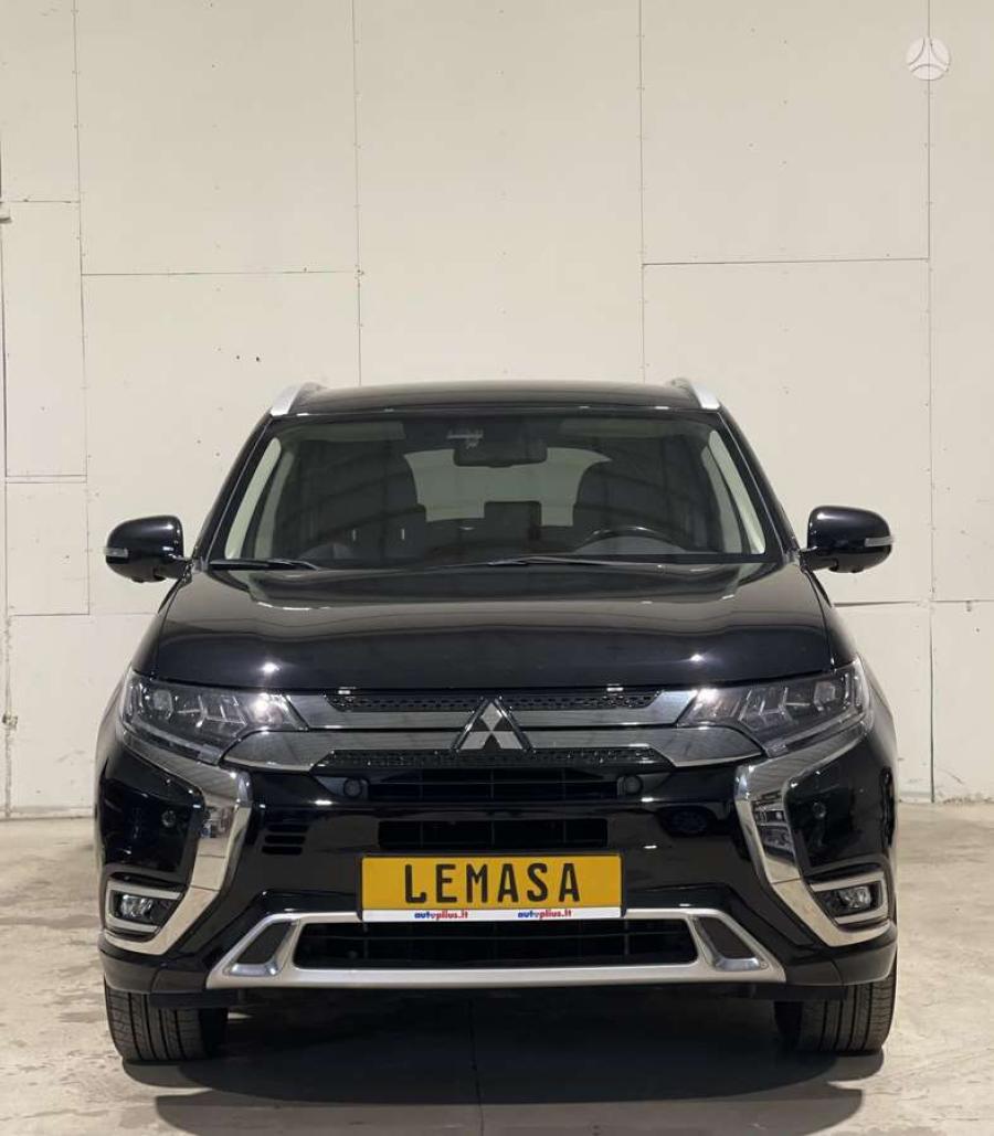Melns Mitsubishi Outlander 2021 Klaipėda, ar dzinēja tilpumu 2.36 L un nobraukumu 54 tūkst. km par 21500 €, foto 24 vietnē AUTOMOTO.COM.LV