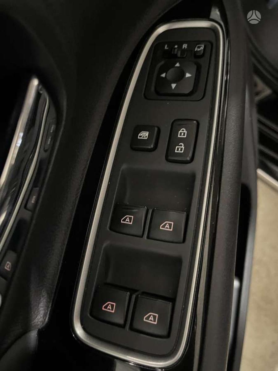 Melns Mitsubishi Outlander 2021 Klaipėda, ar dzinēja tilpumu 2.36 L un nobraukumu 54 tūkst. km par 21500 €, foto 28 vietnē AUTOMOTO.COM.LV