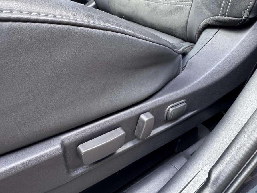 Melns Mitsubishi Outlander 2021 Viļņa, ar dzinēja tilpumu 2.40 L un nobraukumu 140 tūkst. km par 19950 €, foto 14 vietnē AUTOMOTO.COM.LV