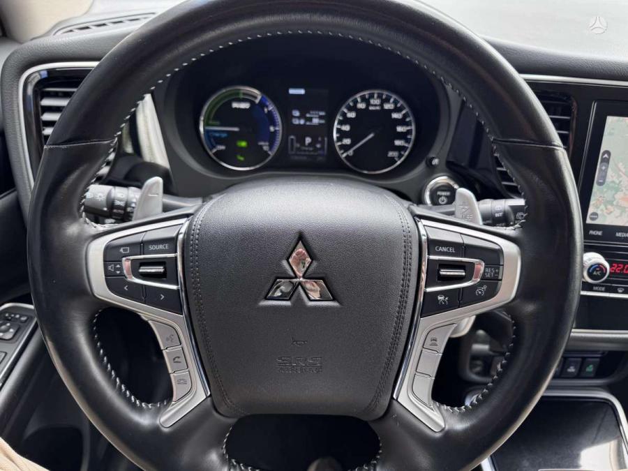 Melns Mitsubishi Outlander 2021 Viļņa, ar dzinēja tilpumu 2.40 L un nobraukumu 140 tūkst. km par 19950 €, foto 15 vietnē AUTOMOTO.COM.LV