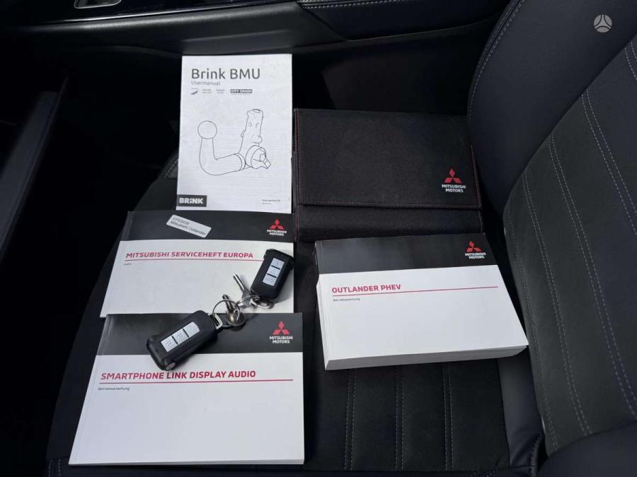 Melns Mitsubishi Outlander 2021 Viļņa, ar dzinēja tilpumu 2.40 L un nobraukumu 140 tūkst. km par 19950 €, foto 32 vietnē AUTOMOTO.COM.LV