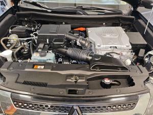 Melns Mitsubishi Outlander 2021 Viļņa, ar dzinēja tilpumu 2.36 L un nobraukumu 82 tūkst. km par 19200 €, foto 13 vietnē AUTOMOTO.COM.LV