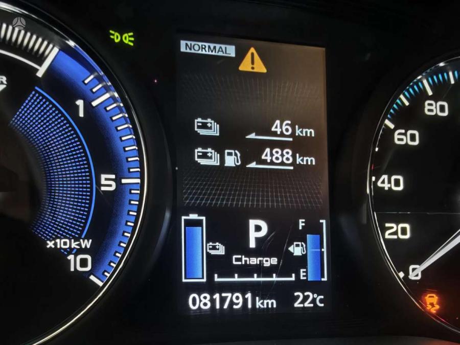 Melns Mitsubishi Outlander 2021 Viļņa, ar dzinēja tilpumu 2.36 L un nobraukumu 82 tūkst. km par 19200 €, foto 19 vietnē AUTOMOTO.COM.LV