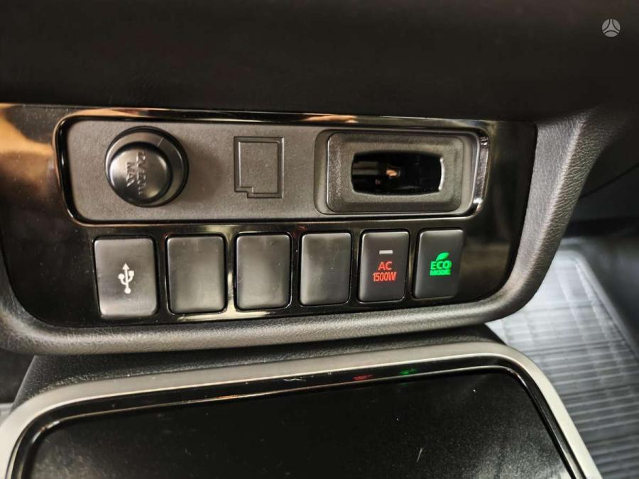 Melns Mitsubishi Outlander 2021 Viļņa, ar dzinēja tilpumu 2.36 L un nobraukumu 82 tūkst. km par 19200 €, foto 30 vietnē AUTOMOTO.COM.LV