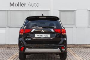 Melns Mitsubishi Outlander 2021 Ventspils, ar dzinēja tilpumu 2.40 L un nobraukumu 85 tūkst. km par 20200 €, foto 5 vietnē AUTOMOTO.COM.LV