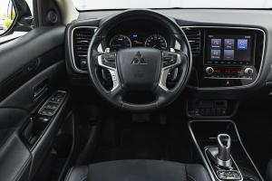 Melns Mitsubishi Outlander 2021 Ventspils, ar dzinēja tilpumu 2.40 L un nobraukumu 85 tūkst. km par 20200 €, foto 19 vietnē AUTOMOTO.COM.LV